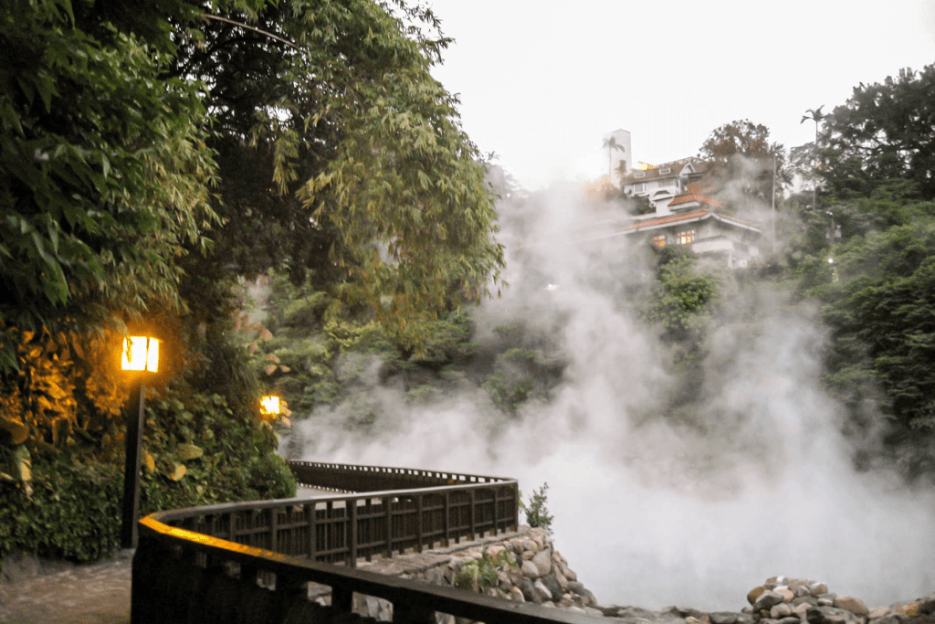 Beitou Hot Spring • Sudrabfox Notes